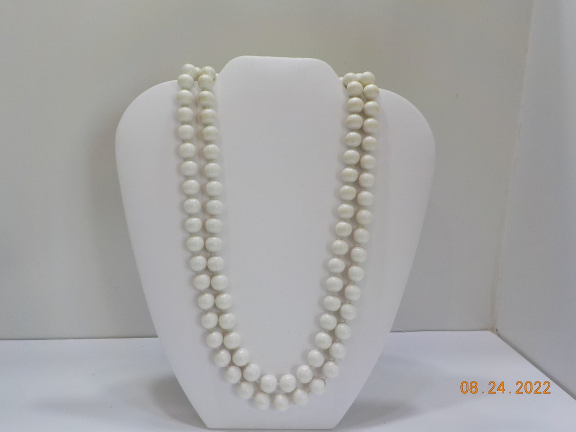 Vintage 22" White Beaded Double Strands Necklace (2896) 9mm Beads--hong ...