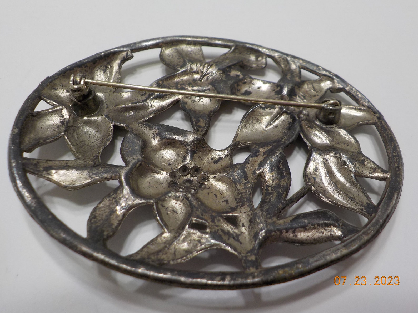Vintage Little Nemo Flower Brooch (1485) Pot Metal Brooch--signed LN/25 ...