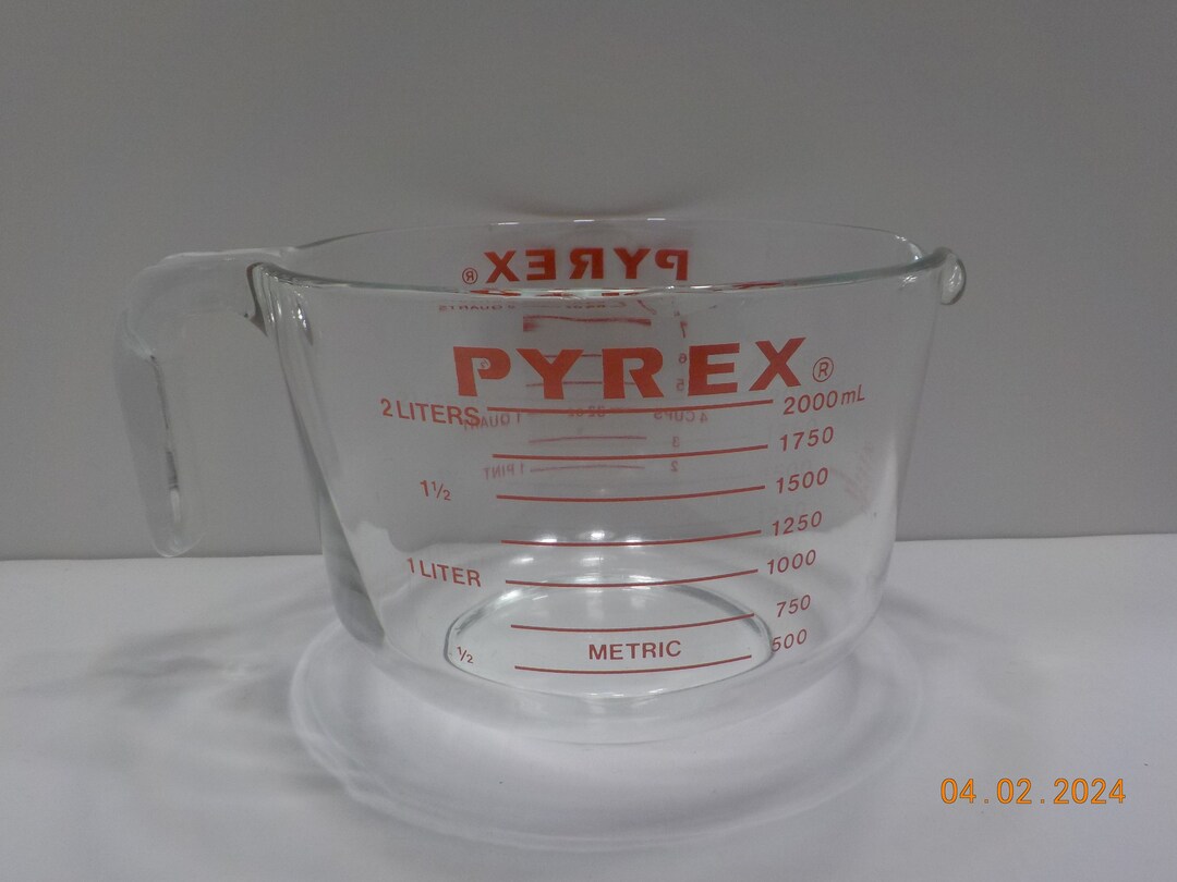 Vintage Large Pyrex 64 Oz., 8 Cups, 2 Quarts, Glass Measuring Cup564 ...