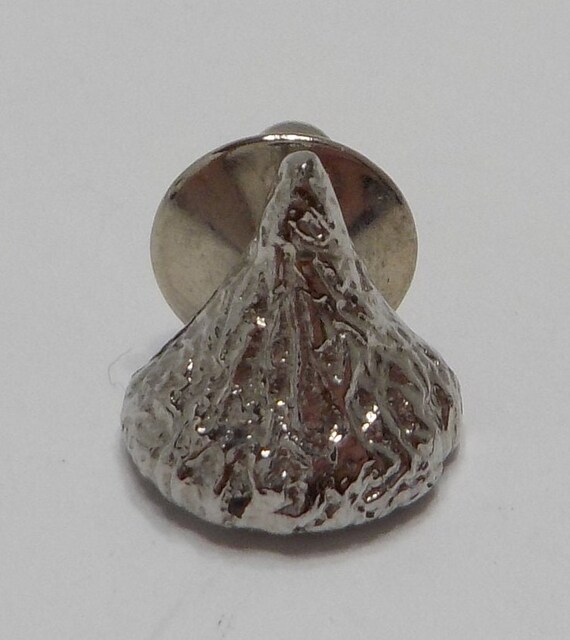 Vintage Candy Kiss Tie Tack 4027 Bp Gem