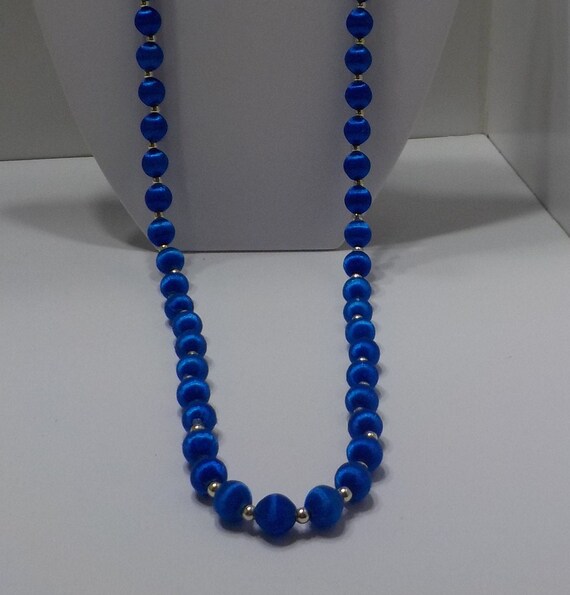 Vintage 30" Single Strand Royal Blue String Beaded Ne… - Gem