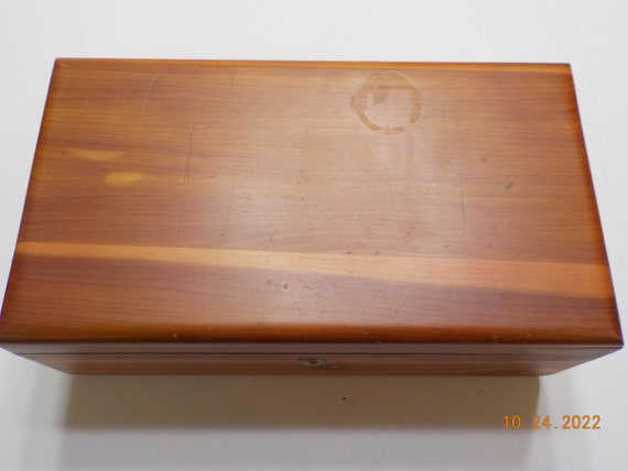lane cedar chest miniature - Gem