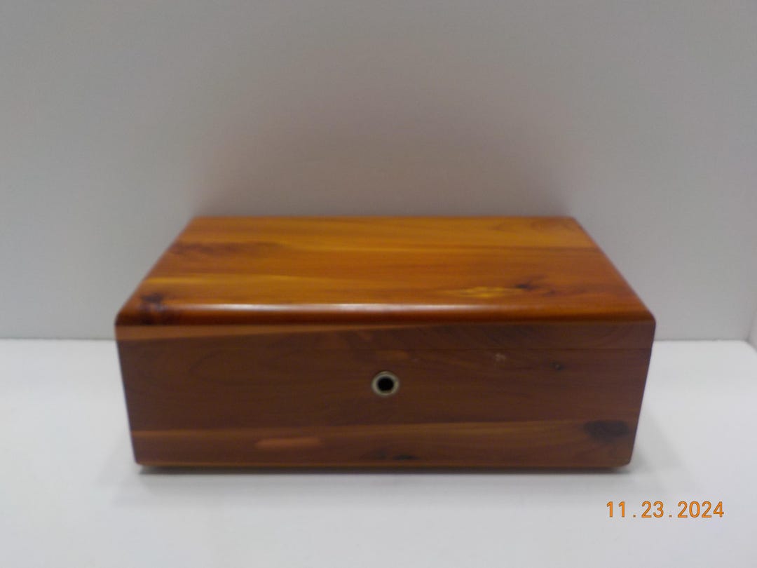 Vintage Miniature Lane Cedar Chest 23 Erickson Bros. Furniture Co ...