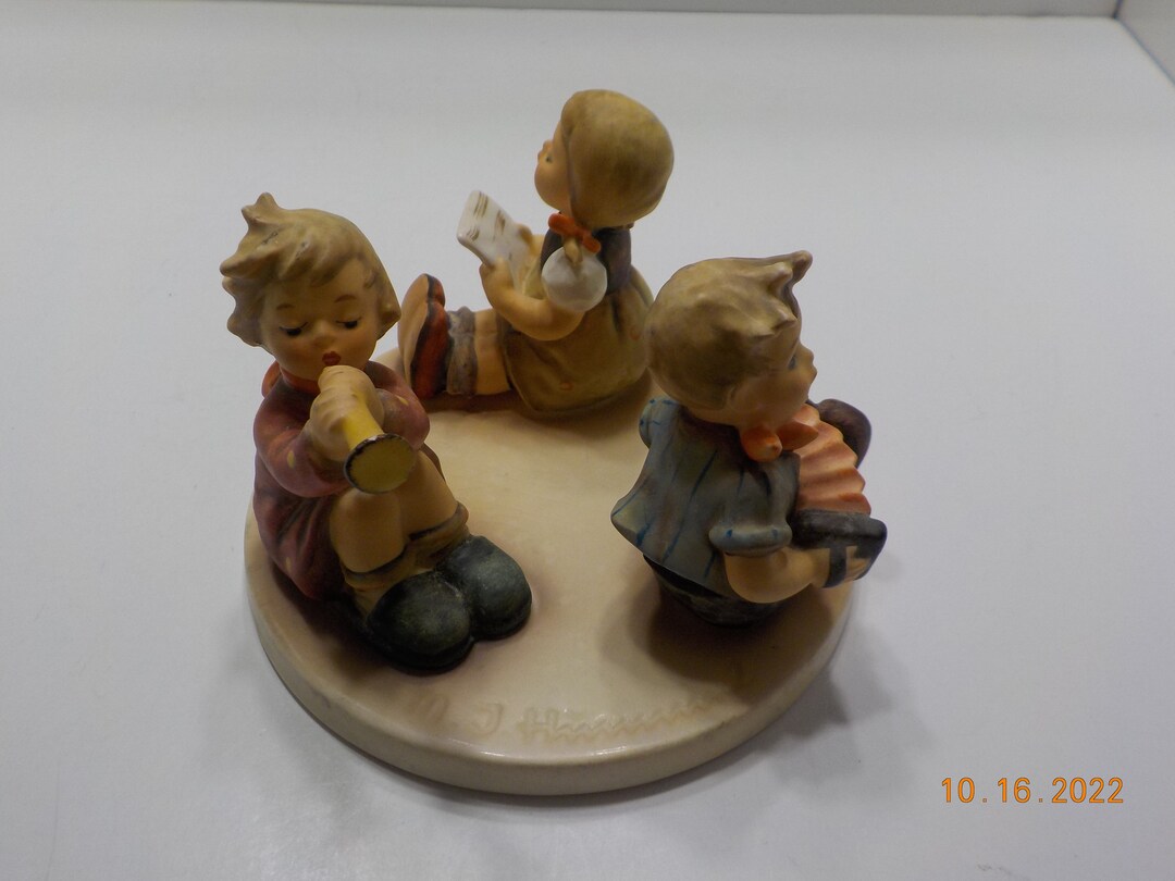 Vintage 1972 Goebel Hummel Kids Playing Musical Instruments (32-3) W ...