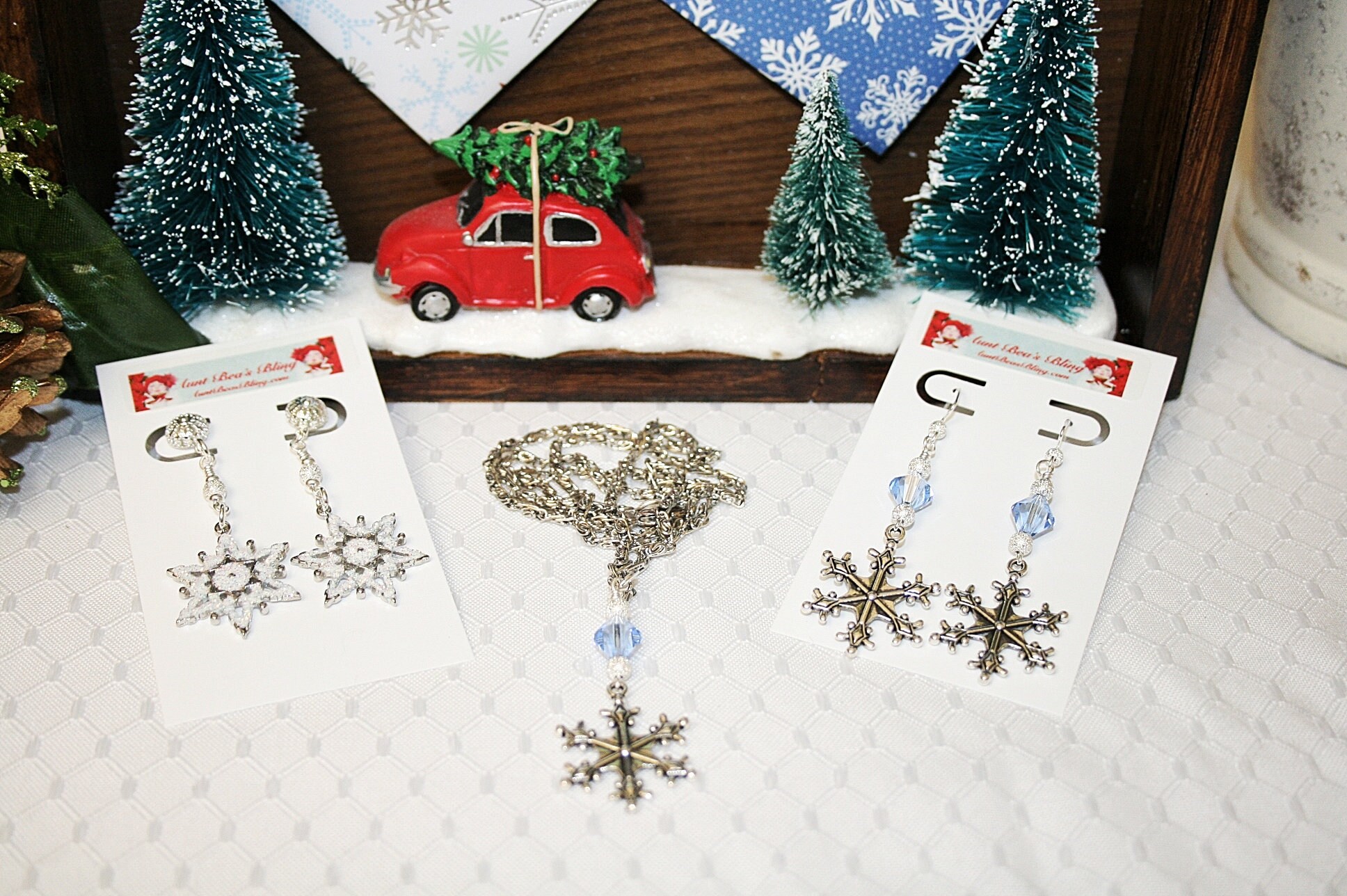 Christmas Gift Trio Gift Set in Christmas Shadow Box Christmas Necklace ...