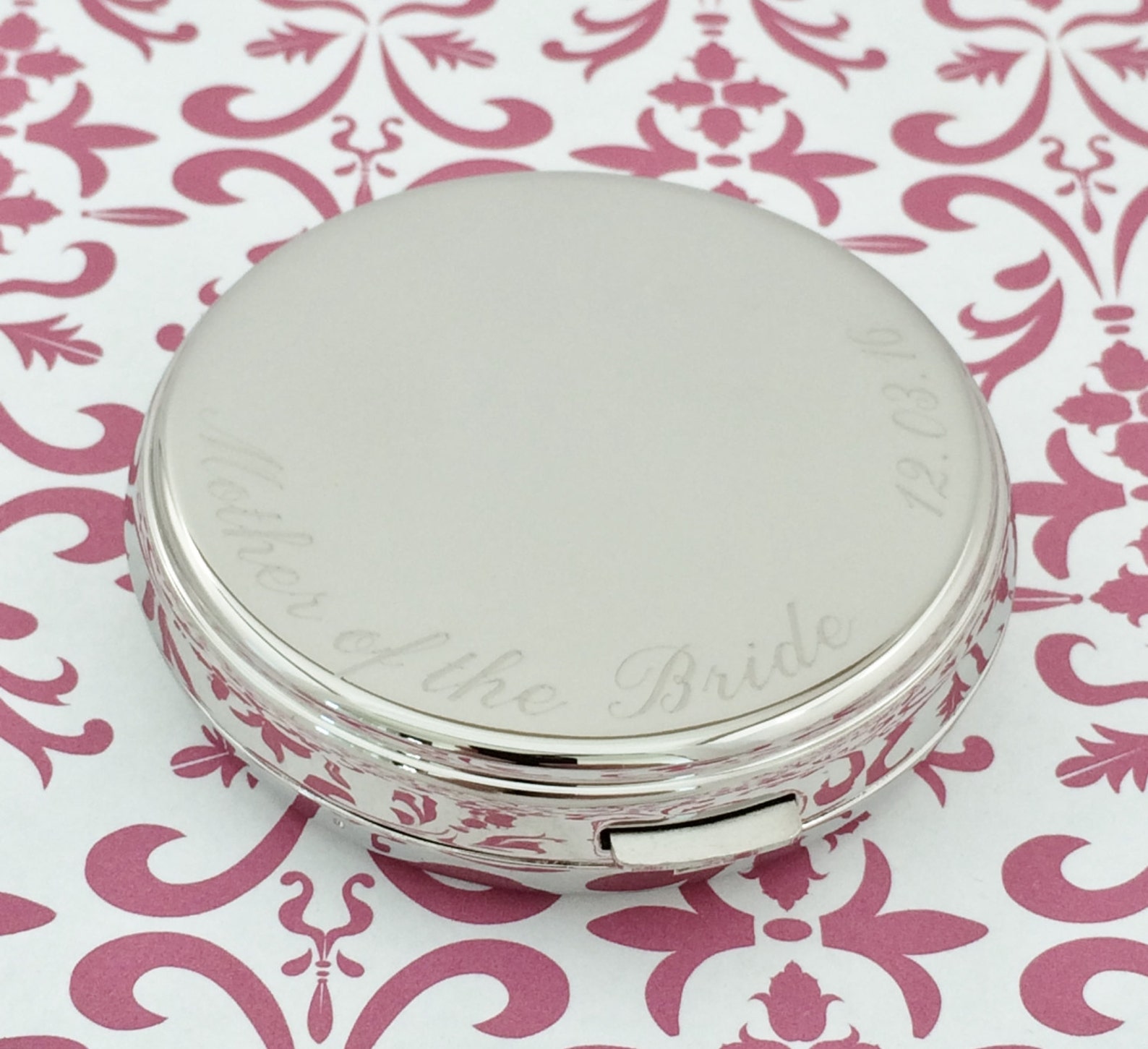 Engraved Compact Mirror Personalized Bridesmaid Mother of - Etsy