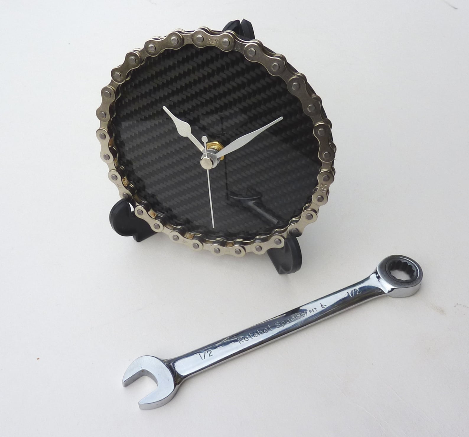 C3: Bike Chain Wall or Desk Clock Real Carbon Fiber Fibre Guys Mans ...