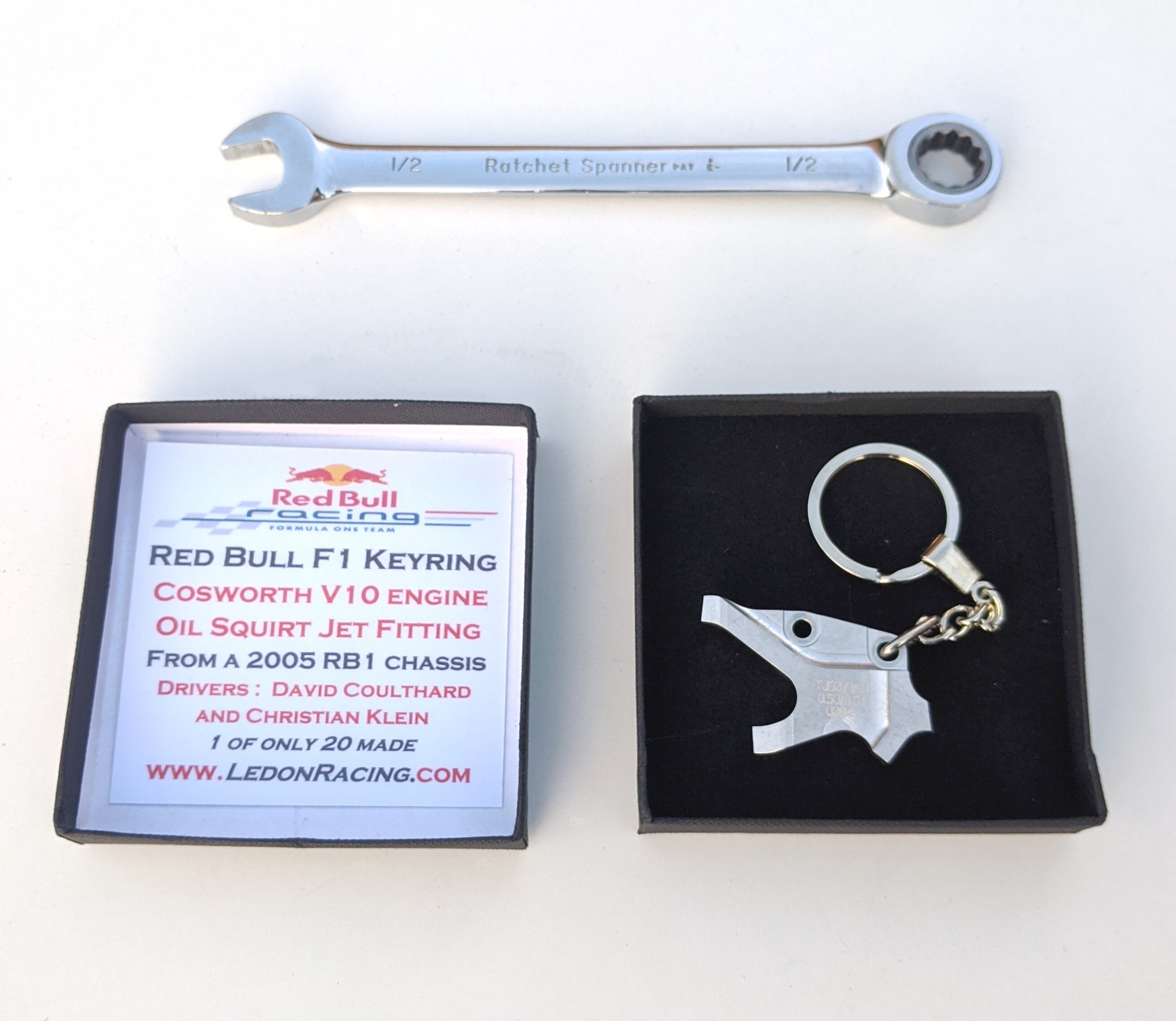 K20: Red Bull F1 Metal Keyring Keychain Guys Mans Formula 1 - Etsy UK