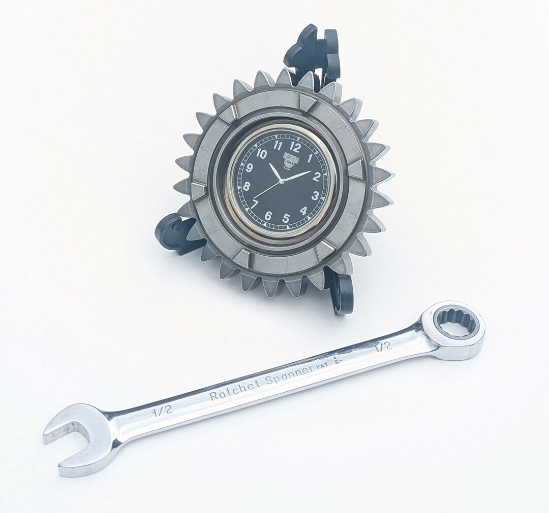 F15 : Formula 1 Gear Desk / Mantle Clock Williams F1 Car Office ...