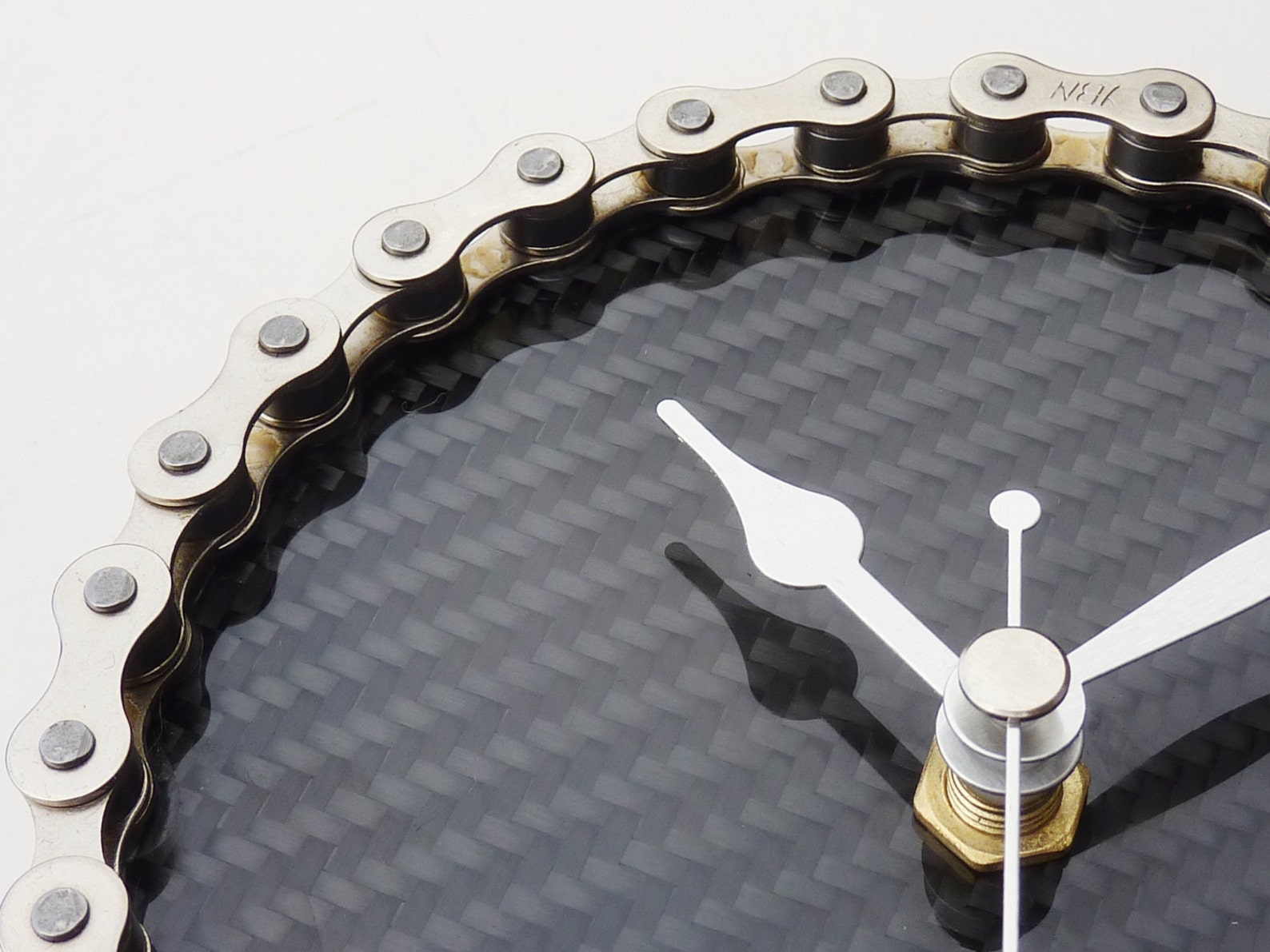 C3: Bike Chain Wall or Desk Clock Real Carbon Fiber Fibre Guys Mans ...