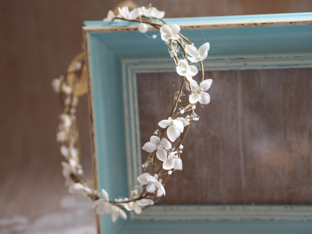 Simple White Bridal Flower Crown, Wedding Wreaths Tiaras, White Floral ...