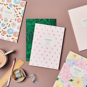 A5 Retro Floral Notebook. Luxury A5 Lined Journal, Retro Flower Pattern ...