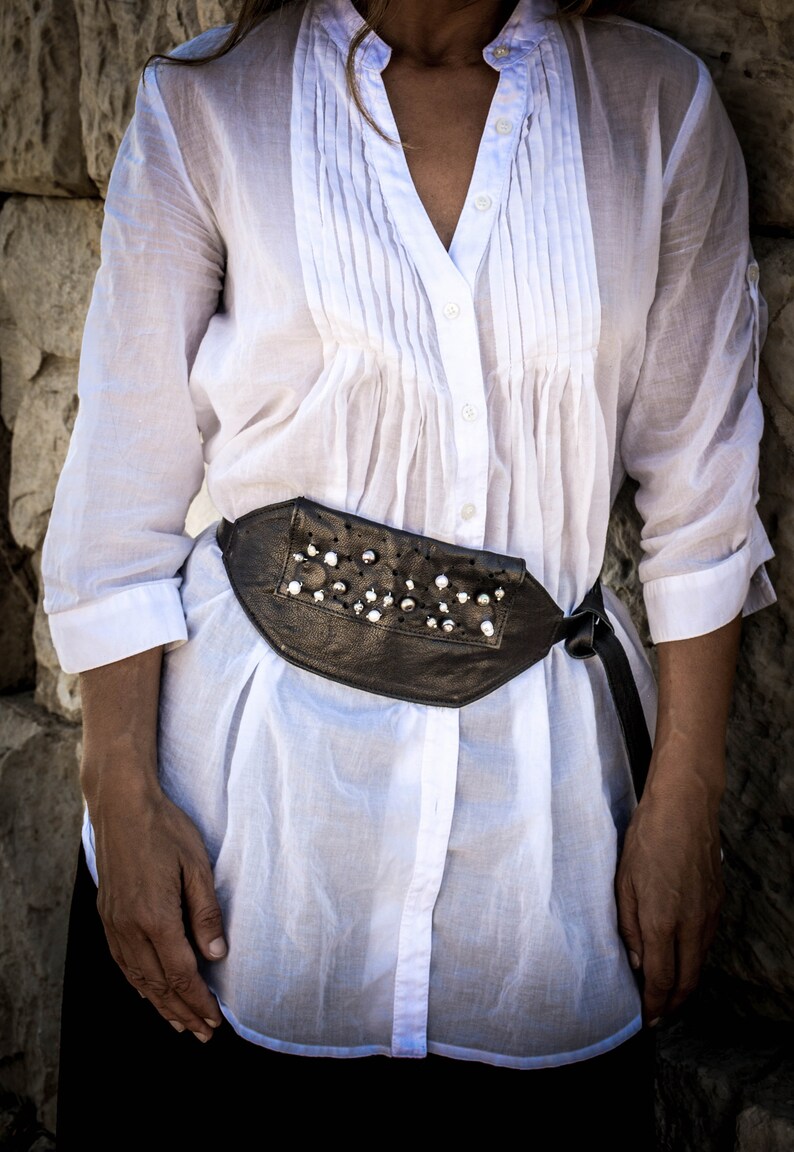 Fanny Pack With Water Pearls - Etsy