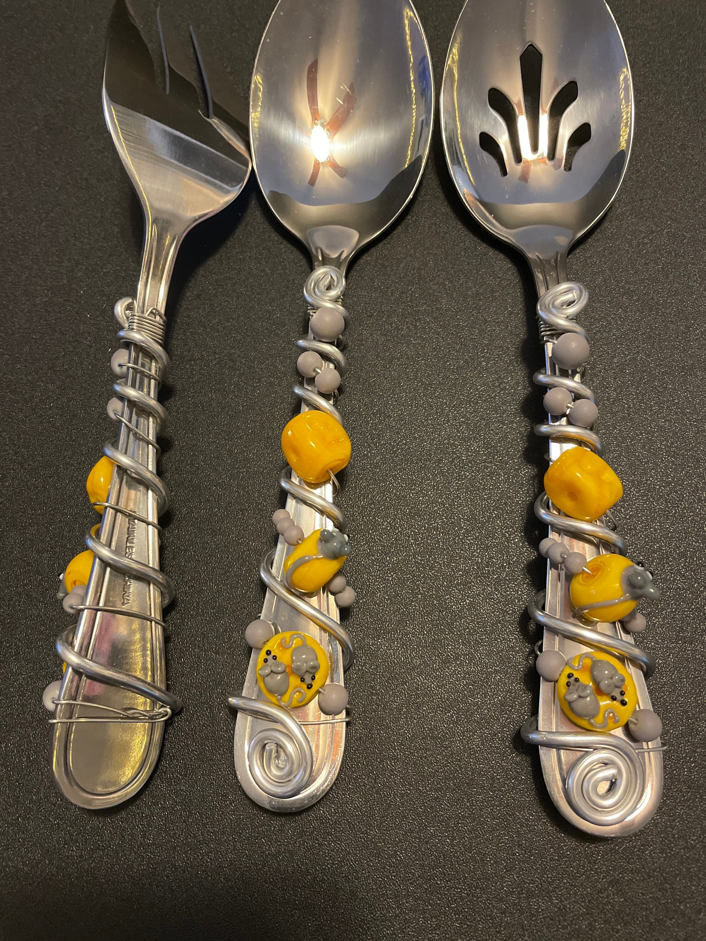 Mouse Cheese Grey Mice 3 Piece Beaded Oversized Serving Set Slotted ...