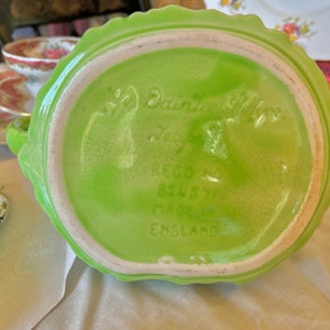 Delightful Ye Daintee Ladyee English Tea Set Including 17 Pieces of ...