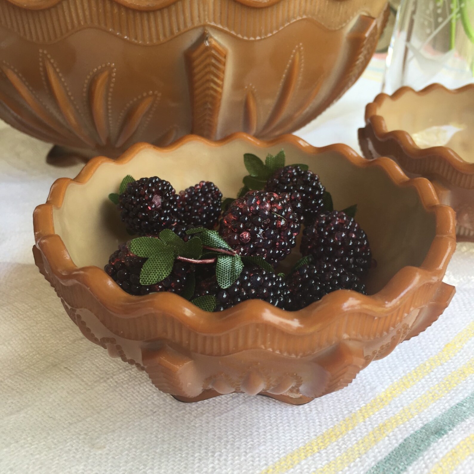 Greentown Glass Chocolate Glass Berry Set 5 Pieces FREE - Etsy