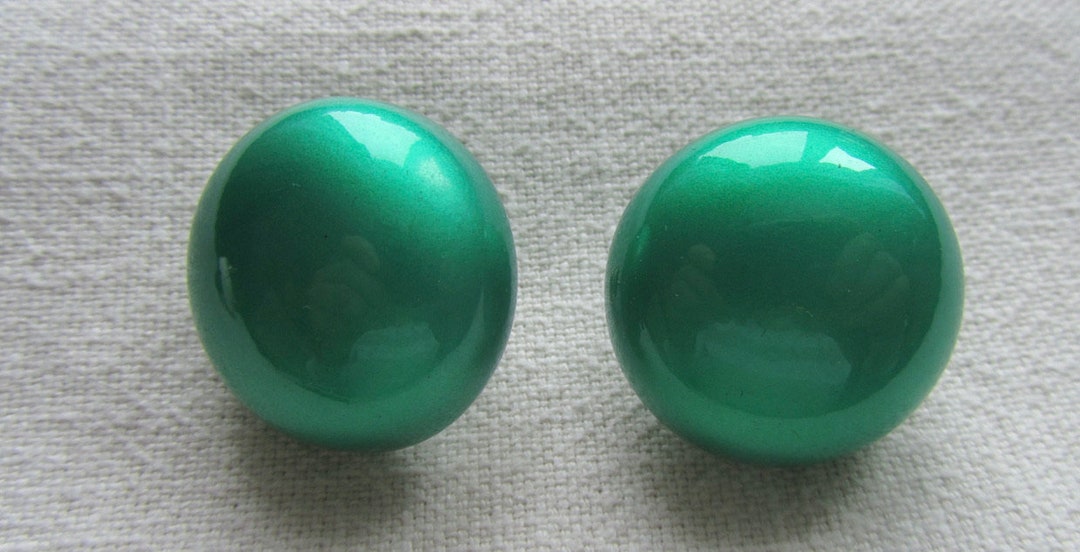 Vintage Neon Green Metal Stud Earrings - Etsy