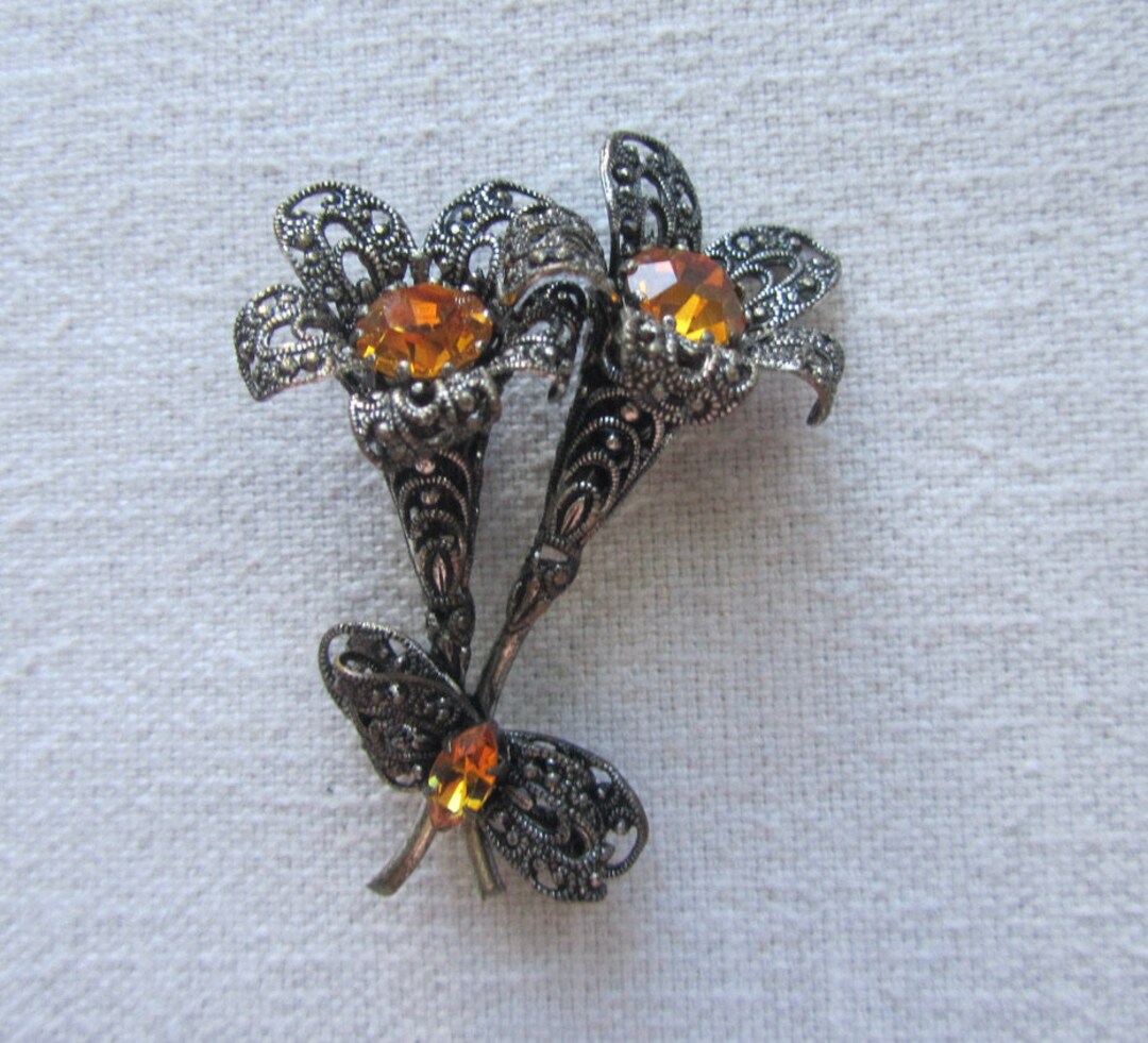 Vintage Gun Metal Filigree Flower Brooch With Brown Rhinestones - Etsy