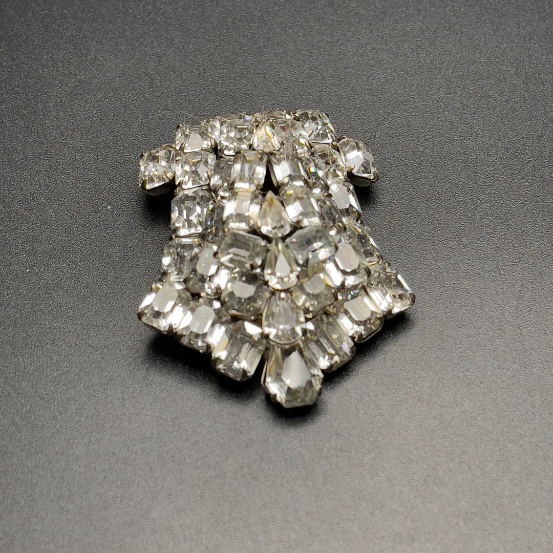 STUNNING and Large Single Dress Clip, Unsigned, Layered, Emerald Cut ...