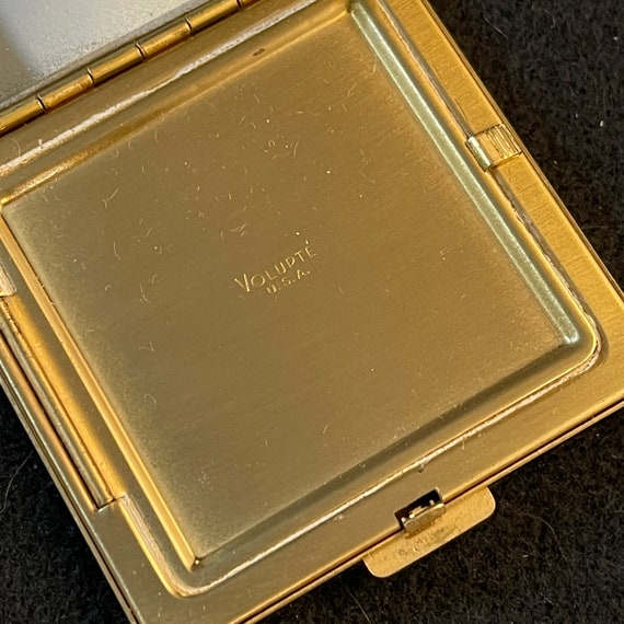 Volupte Square Powder Compact, Floral Theme with Blue… - Gem