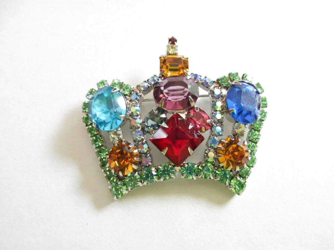 Capri Signed Brooch, Crown, Decorated With Beautiful Rhinestones on ...