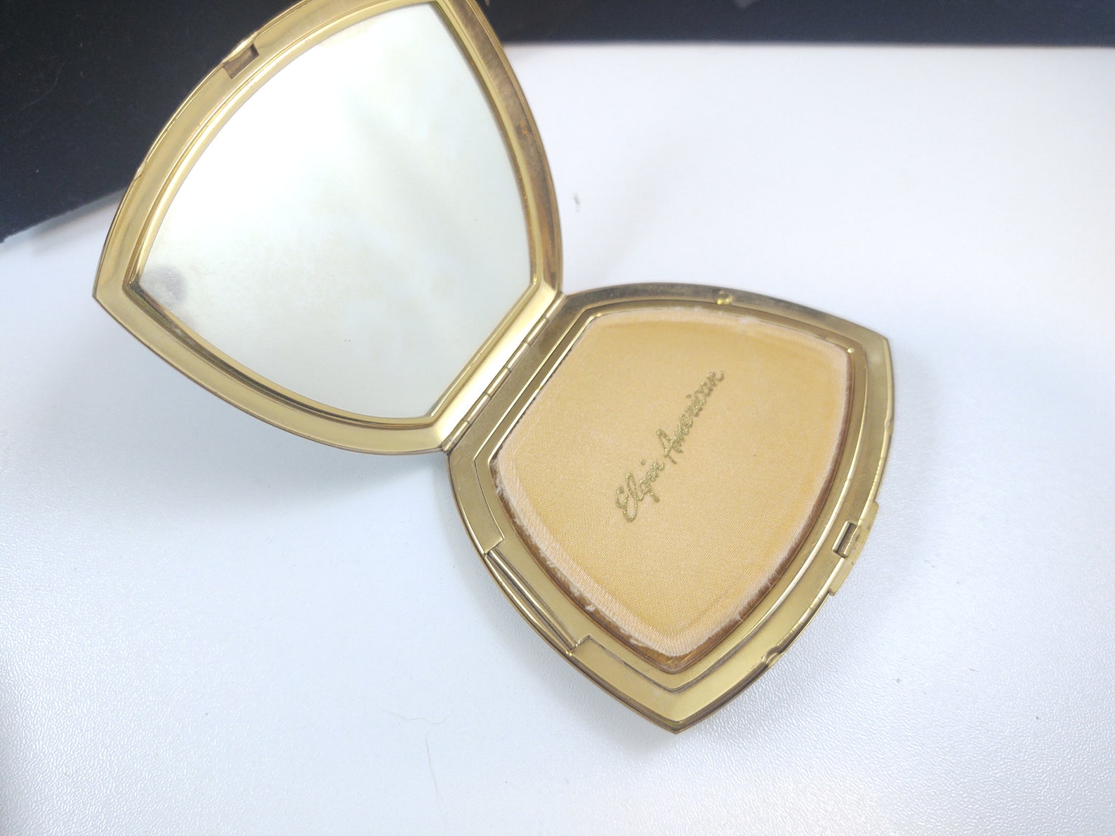 Elgin American Powder Compact, Etched Flowers on the Cover, With Puff ...