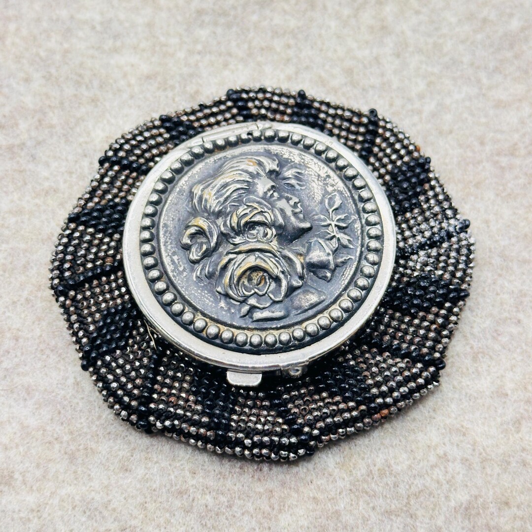 Antique, Edwardian Coin Purse, Silver Plated Lid Featuring a Woman ...