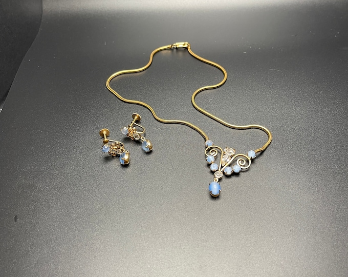 Leo Glass Jewelry Set, Necklace and Screw Back Earrings, Clear ...