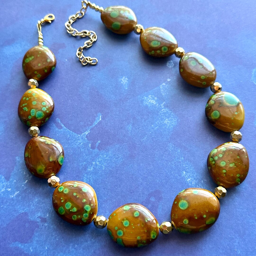 Radioactive 1 Strand Chunky Statement Necklace, Single Strand Bib Mint ...