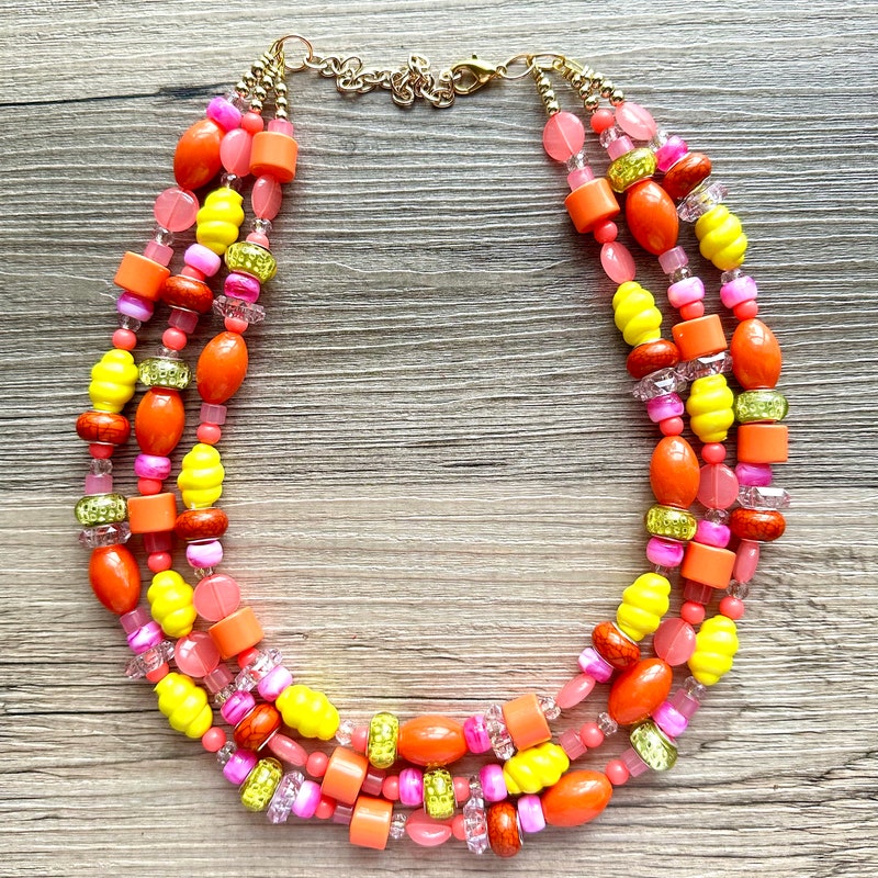Bright Pink Necklace - Etsy