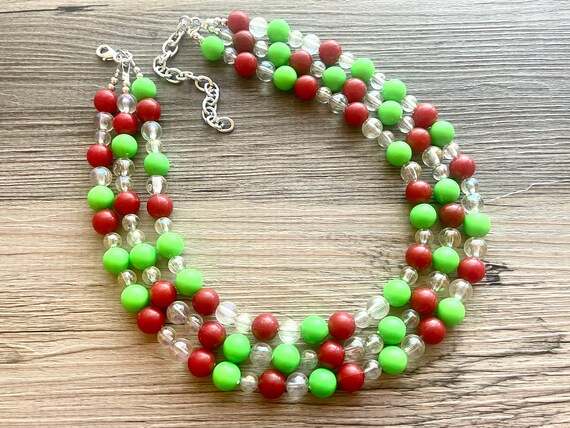Holiday jewelry making store