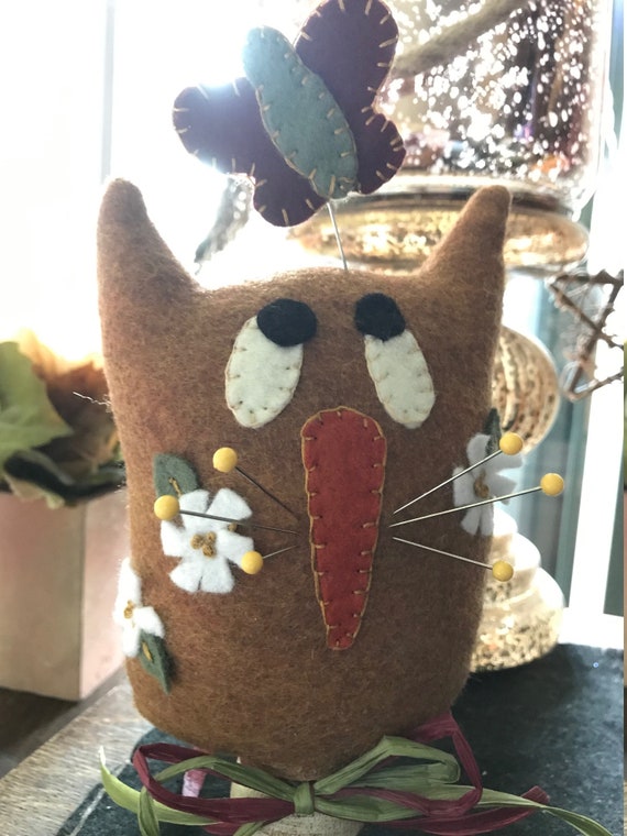 Cat Pin Cushion