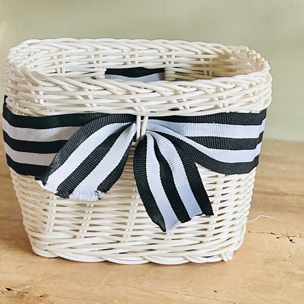 Vintage Wall Basket - Etsy