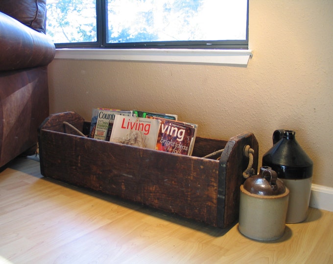 Wood Carpenter's Saw Box Tool Caddy Box Farmhouse Tote Primitive Rustic ...