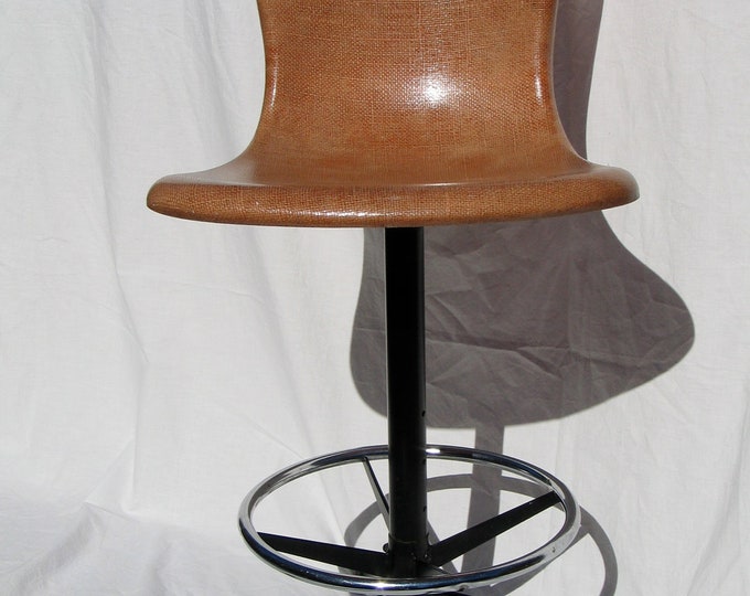 Hamilton Cosco Retro Fiberglass Shell Swivel Bar Stool Eames Era Bar ...