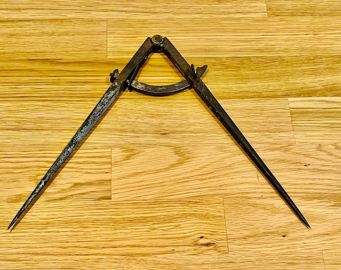 Vintage Compasses, Vintage Old Compasses, Metal Compasses, Vintage ...