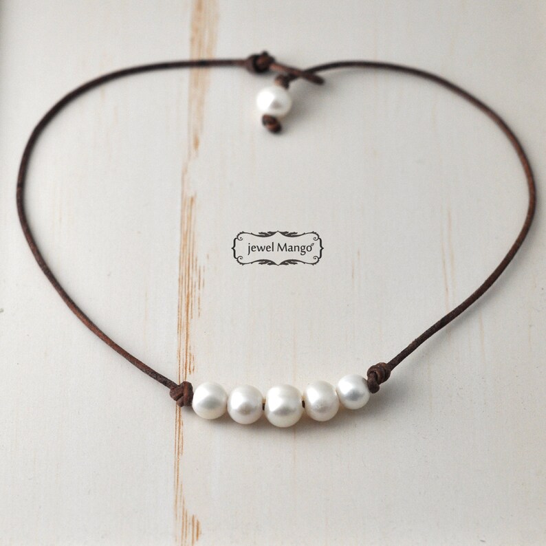 Five Pearl Leather Necklace Pearl Necklace Black Etsy