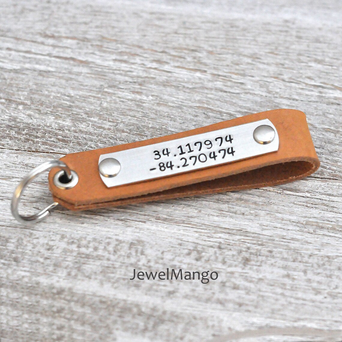 Personalized Leather Keychain Gifts for Men Groomsmen Gift | Etsy