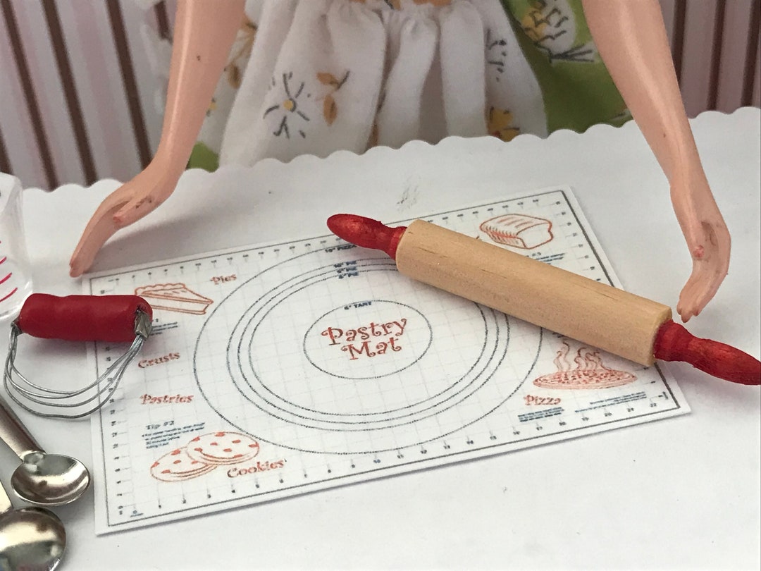 Miniature Rolling Pin or Pastry Mat for 11 In. Fashion Dolls, Blythe ...