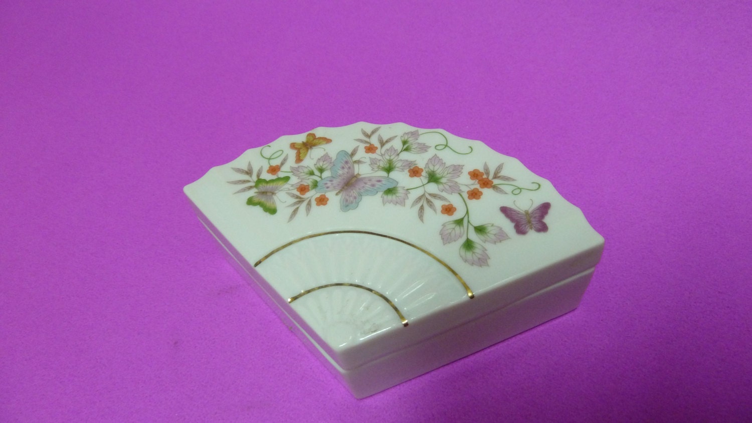 Avon 1980 Fan Trinket Box Jewlery Box Hand Crafted Porcelain - Etsy