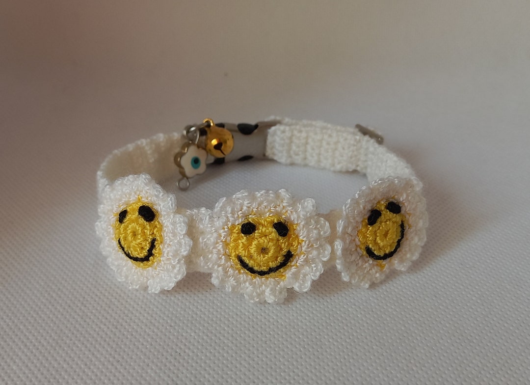 Crochet Daisy Cat Collar/ Cute Breakaway Pet Collar/ Cheerful Daisy Cat ...