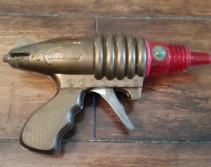 Vintage 80s Made in China Razer Ray Gun - Etsy