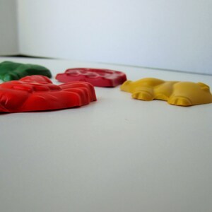 Farm Crayons, Recycled Crayons, Barn Yard Friends, Farm Party Favor - Etsy