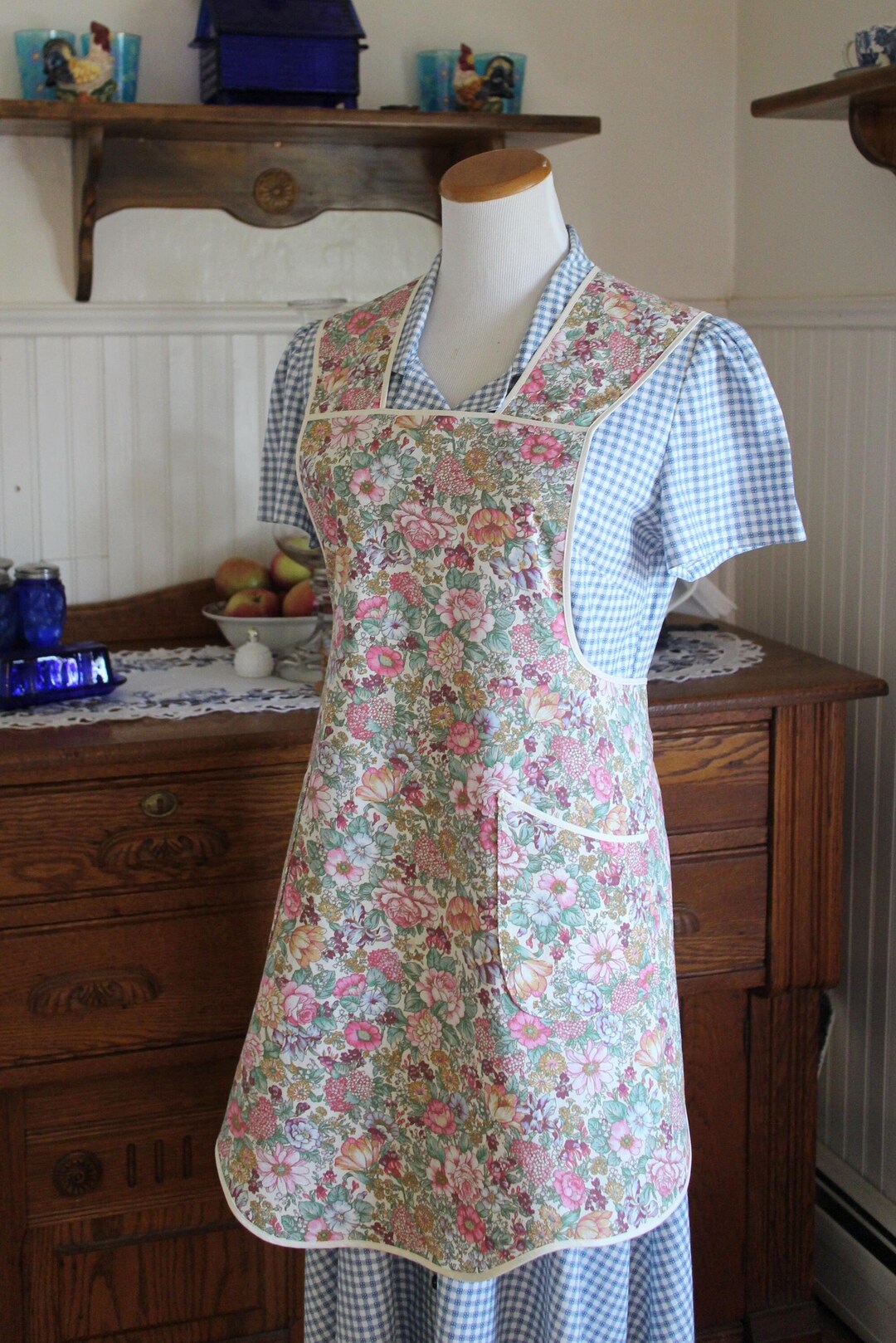 Cream Floral Calico Vintage Style Apron ready to Ship - Etsy