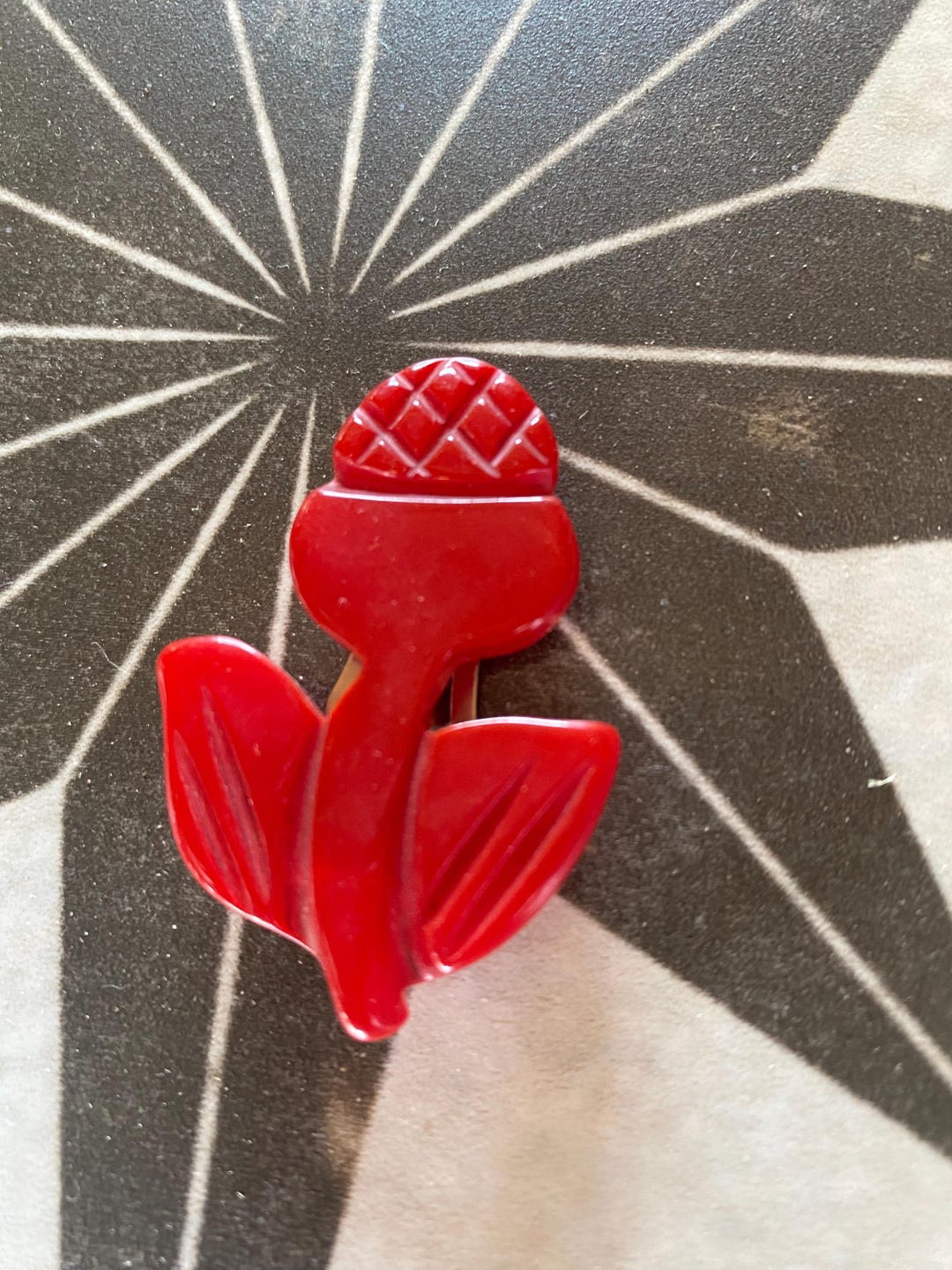 Vintage Cherry Red Heavy Carve Bakelite Acorn Top Flower Brooch Dress ...
