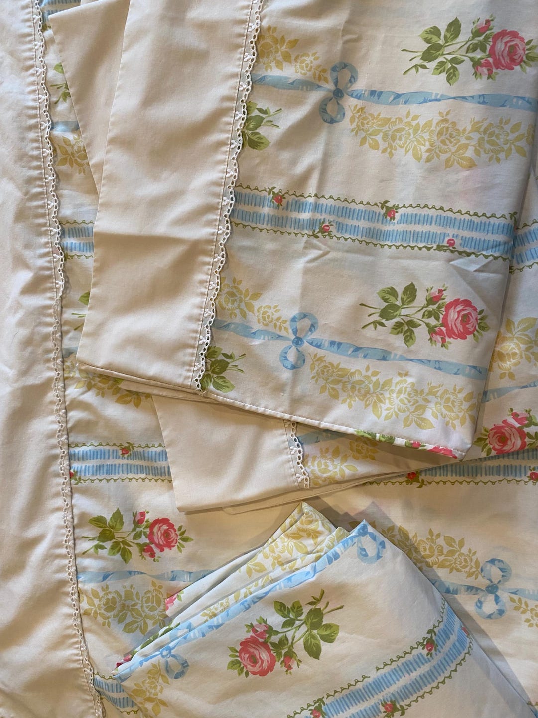 Full Set Vintage Pink & Blue Rose Sheet Set Twin Sweet Midcentury ...