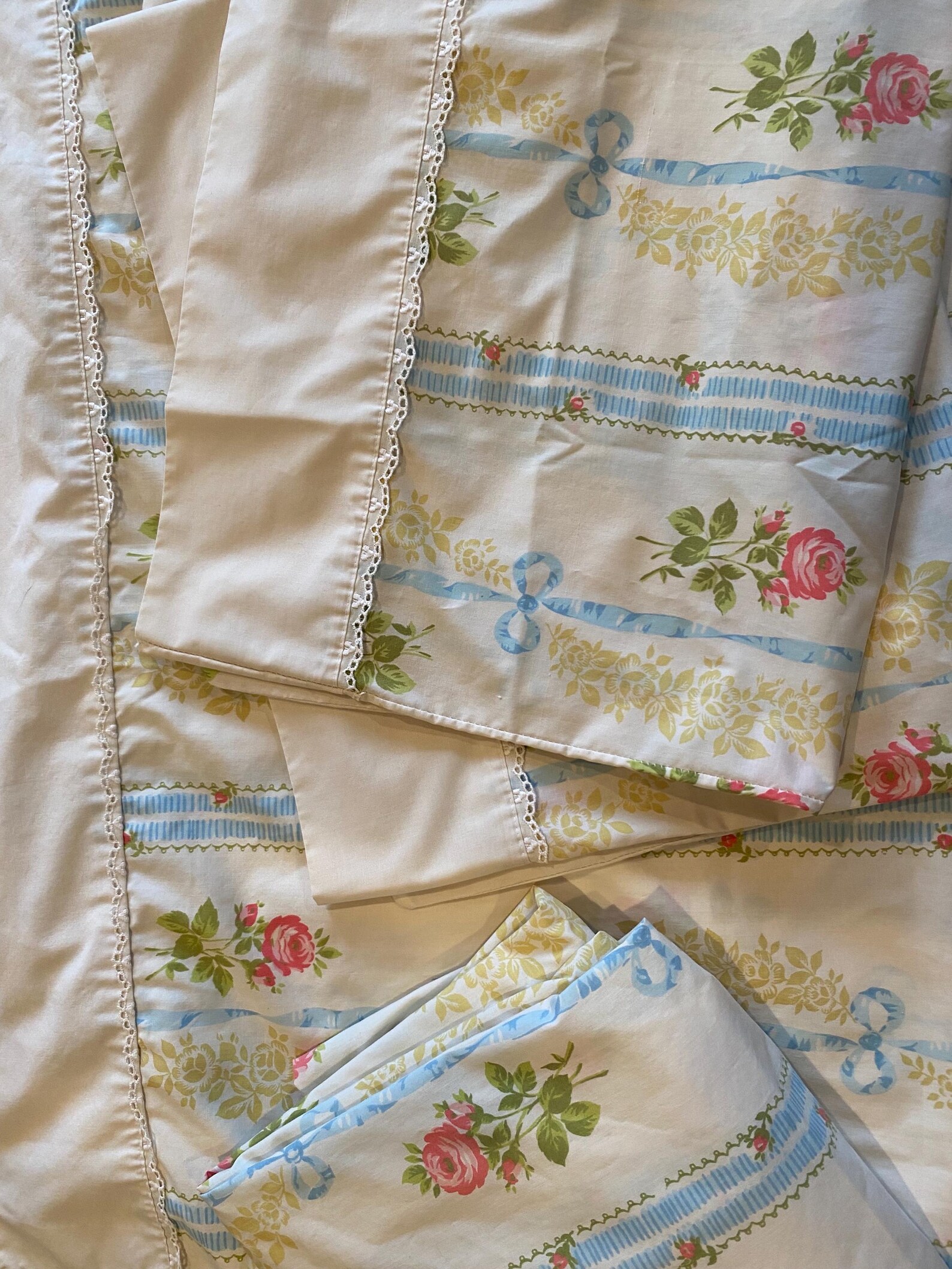 Full Set Vintage Pink & Blue Rose Sheet Set Twin Sweet Midcentury ...