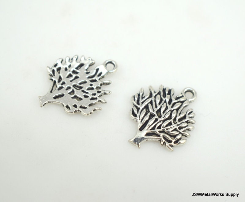 12 Small Tree of Life Pewter Charms Antiqued Silver Tree of | Etsy