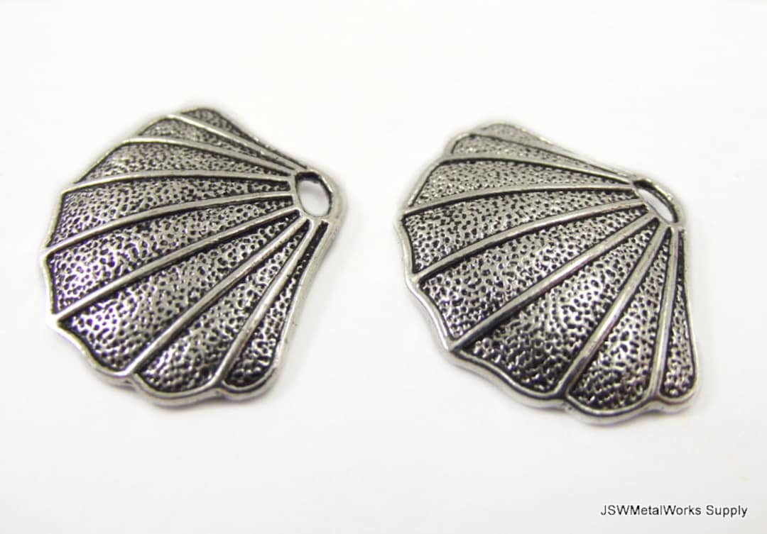 26mm X 31 Mm Large Pewter Shell Pendant, Large Fan Shell Charm ...