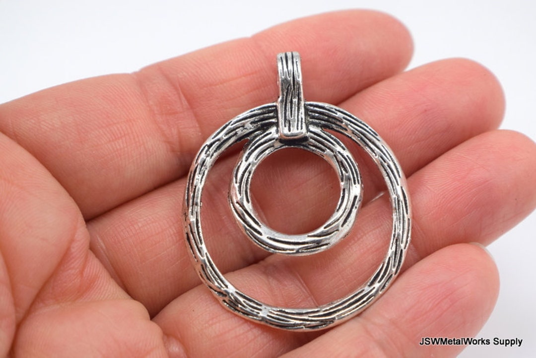 One (1) Large Antiqued Silver Pewter Double Circle Etched Pendant ...